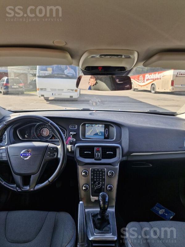 Grey Volvo V40 2013 in Riga, with an engine capacity of 2.00 L and mileage of 0 thousand km for 6000 €, photo 7 on AUTOMOTO.COM.LV
