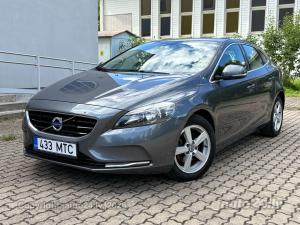 Pelēks Volvo V40 2013 Tallina, ar dzinēja tilpumu 1.60 L un nobraukumu 282 tūkst. km par 6499 €, foto 4 vietnē AUTOMOTO.COM.LV