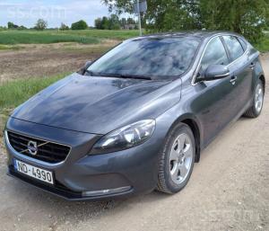 Grey Volvo V40 2013 in Liepaja, with an engine capacity of 1.60 L and mileage of 241 thousand km for 5000 €, photo 4 on AUTOMOTO.COM.LV