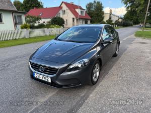 Pelēks Volvo V40 2013 Tallina, ar dzinēja tilpumu 1.60 L un nobraukumu 253 tūkst. km par 6390 €, foto  vietnē AUTOMOTO.COM.LV