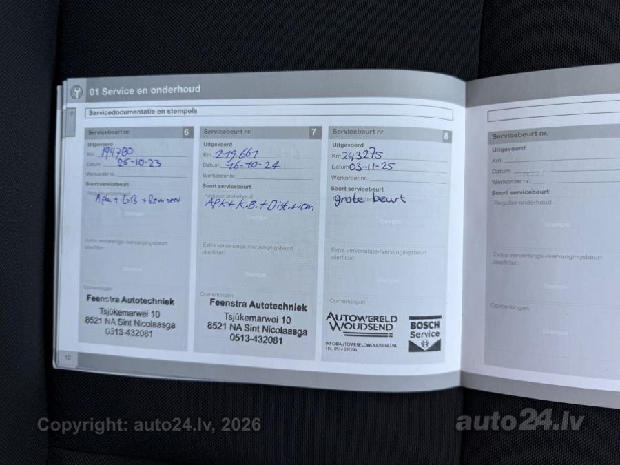 Pelēks Volvo V40 2013 Tallina, ar dzinēja tilpumu 1.60 L un nobraukumu 253 tūkst. km par 6390 €, foto 18 vietnē AUTOMOTO.COM.LV