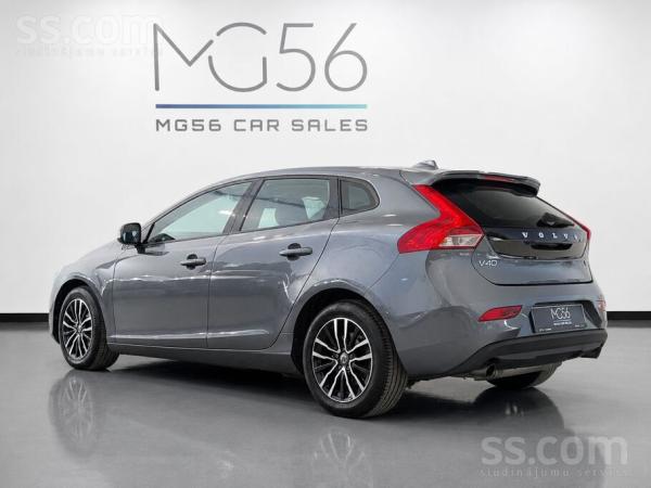 Pelēks Volvo V40 2013 Rīga, ar dzinēja tilpumu 1.60 L un nobraukumu 124 tūkst. km par 7900 €, foto 4 vietnē AUTOMOTO.COM.LV