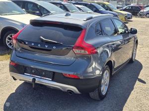 Grey Volvo V40 2013 in Kaunas, with an engine capacity of 1.98 L and mileage of 232 thousand km for 7450 €, photo 4 on AUTOMOTO.COM.LV