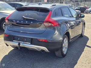 Grey Volvo V40 2013 in Kaunas, with an engine capacity of 1.98 L and mileage of 232 thousand km for 7450 €, photo 5 on AUTOMOTO.COM.LV