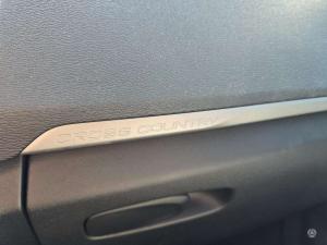 Grey Volvo V40 2013 in Kaunas, with an engine capacity of 1.98 L and mileage of 232 thousand km for 7450 €, photo 12 on AUTOMOTO.COM.LV