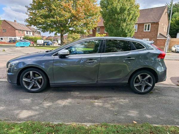 Volvo V40 2013 Kauņa vietnē Pelēks Volvo V40 2013 Kauņa, ar dzinēja tilpumu 0.00 L un nobraukumu 179 tūkst. km par 2500 €, foto 8 vietnē AUTOMOTO.COM.LV