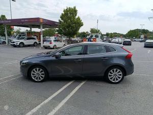 Pelēks Volvo V40 2013 Kauņa, ar dzinēja tilpumu 0.00 L un nobraukumu 179 tūkst. km par 2500 €, foto 14 vietnē AUTOMOTO.COM.LV