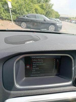 Pelēks Volvo V40 2013 Kauņa, ar dzinēja tilpumu 0.00 L un nobraukumu 179 tūkst. km par 2500 €, foto 27 vietnē AUTOMOTO.COM.LV