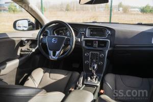 Серый Вольво В40 2013 в Рига, объемом двигателя 2.00 л и пробегом 316 тыс. км за 9490 €, фото 12 на AUTOMOTO.COM.LV