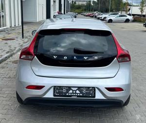 Grey Volvo V40 2013 in Vilnius, with an engine capacity of 1.60 L and mileage of 293 thousand km for 4800 €, photo 7 on AUTOMOTO.COM.LV