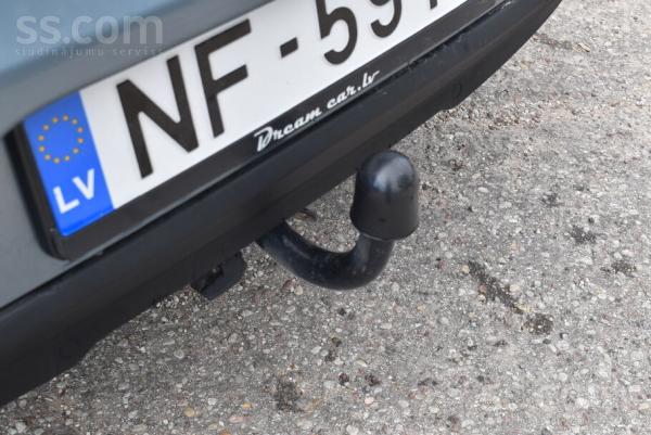 Volvo V40 2013 in Kuldiga on AUTOMOTO.COM.LV Grey Volvo V40 2013 in Kuldiga, with an engine capacity of 1.60 L and mileage of 0 thousand km for 6490 €, photo 9 on AUTOMOTO.COM.LV