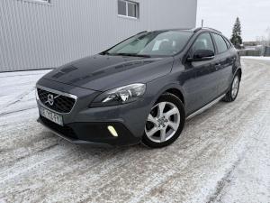 Pelēks Volvo V40 2014 Ukmergė, ar dzinēja tilpumu 2.00 L un nobraukumu 257 tūkst. km par 6300 €, foto  vietnē AUTOMOTO.COM.LV