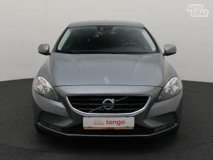 Grey Volvo V40 2014 in Vilnius, with an engine capacity of 2.00 L and mileage of 213 thousand km for 8299 €, photo 3 on AUTOMOTO.COM.LV