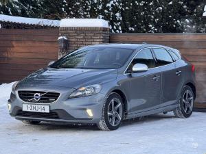 Grey Volvo V40 2014 in Vilnius, with an engine capacity of 1.97 L and mileage of 254 thousand km for 6500 €, photo 4 on AUTOMOTO.COM.LV