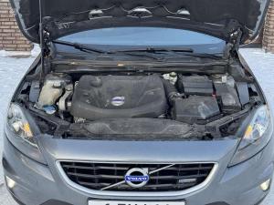 Grey Volvo V40 2014 in Vilnius, with an engine capacity of 1.97 L and mileage of 254 thousand km for 6500 €, photo 9 on AUTOMOTO.COM.LV