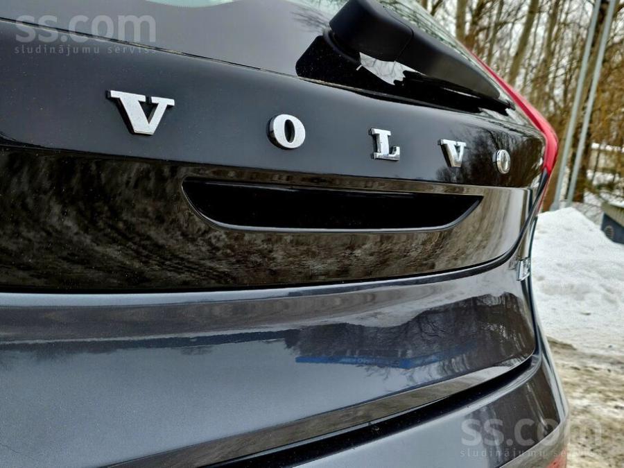 Pelēks Volvo V40 2014 Rīga, ar dzinēja tilpumu 1.60 L un nobraukumu 216 tūkst. km par 6590 €, foto 28 vietnē AUTOMOTO.COM.LV