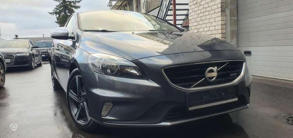Pelēks Volvo V40 2014 Kauņa, ar dzinēja tilpumu 1.56 L un nobraukumu 245 tūkst. km par 6650 €, foto 1 vietnē AUTOMOTO.COM.LV