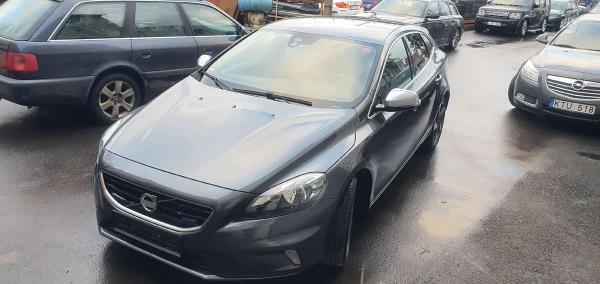 Pelēks Volvo V40 2014 Kauņa, ar dzinēja tilpumu 1.56 L un nobraukumu 245 tūkst. km par 6650 €, foto 10 vietnē AUTOMOTO.COM.LV