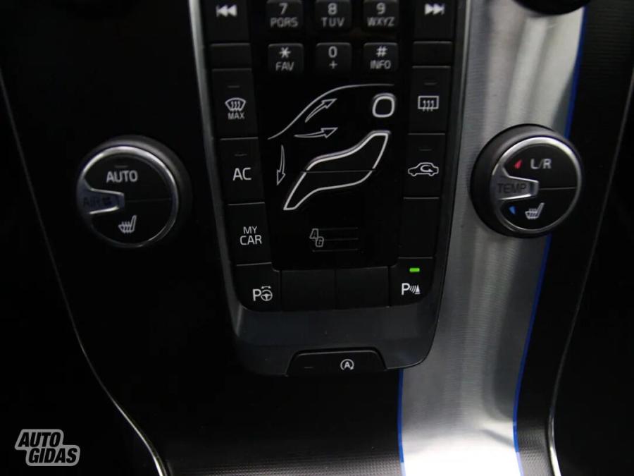 Grey Volvo V40 2014 in Vilnius, with an engine capacity of 2.00 L and mileage of 236 thousand km for 8799 €, photo 21 on AUTOMOTO.COM.LV