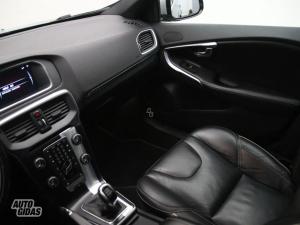 Grey Volvo V40 2014 in Vilnius, with an engine capacity of 2.00 L and mileage of 236 thousand km for 8799 €, photo 22 on AUTOMOTO.COM.LV
