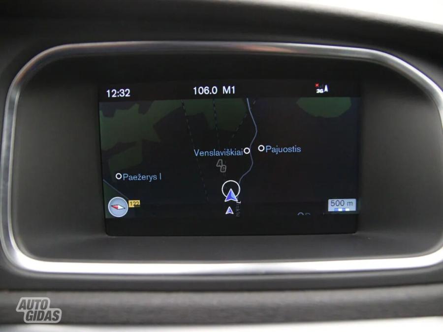Grey Volvo V40 2014 in Vilnius, with an engine capacity of 2.00 L and mileage of 236 thousand km for 8799 €, photo 25 on AUTOMOTO.COM.LV