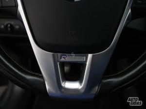 Grey Volvo V40 2014 in Vilnius, with an engine capacity of 2.00 L and mileage of 236 thousand km for 8799 €, photo 33 on AUTOMOTO.COM.LV