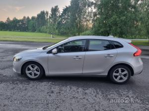 Pelēks Volvo V40 2014 Pelva, ar dzinēja tilpumu 1.60 L un nobraukumu 275 tūkst. km par 5700 €, foto 9 vietnē AUTOMOTO.COM.LV