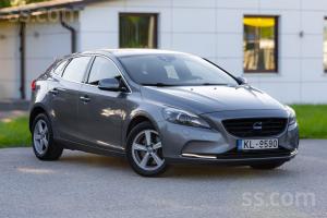 Grey Volvo V40 2014 in Riga, with an engine capacity of 2.00 L and mileage of 0 thousand km for 7200 €, photo 4 on AUTOMOTO.COM.LV
