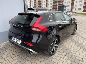 Pelēks Volvo V40 2014 Talsi, ar dzinēja tilpumu 2.00 L un nobraukumu 232 tūkst. km par 6400 €, foto 4 vietnē AUTOMOTO.COM.LV