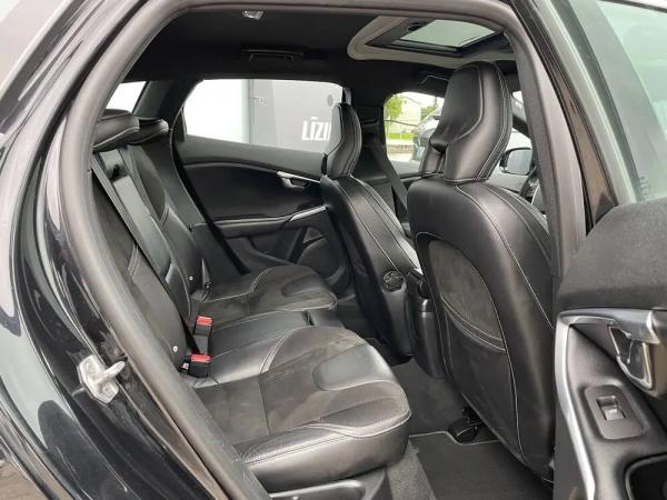Grey Volvo V40 2014 in Talsi, with an engine capacity of 2.00 L and mileage of 232 thousand km for 6400 €, photo 7 on AUTOMOTO.COM.LV