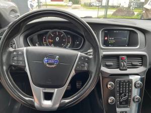 Pelēks Volvo V40 2014 Talsi, ar dzinēja tilpumu 2.00 L un nobraukumu 232 tūkst. km par 6400 €, foto 18 vietnē AUTOMOTO.COM.LV