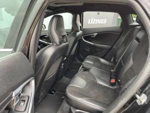 Pelēks Volvo V40 2014 Talsi, ar dzinēja tilpumu 2.00 L un nobraukumu 232 tūkst. km par 6400 €, foto 25 vietnē AUTOMOTO.COM.LV