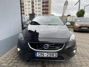 Pelēks Volvo V40 2014 Talsi, ar dzinēja tilpumu 2.00 L un nobraukumu 232 tūkst. km par 6400 €, foto 32 vietnē AUTOMOTO.COM.LV