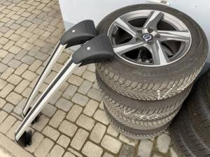 Pelēks Volvo V40 2014 Talsi, ar dzinēja tilpumu 2.00 L un nobraukumu 232 tūkst. km par 6400 €, foto 34 vietnē AUTOMOTO.COM.LV