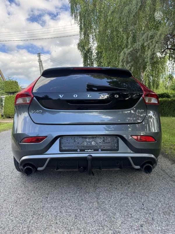 Grey Volvo V40 2014 in Alytus, with an engine capacity of 1.56 L and mileage of 245 thousand km for 5999 €, photo 9 on AUTOMOTO.COM.LV