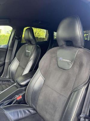 Pelēks Volvo V40 2014 Alīta, ar dzinēja tilpumu 1.56 L un nobraukumu 245 tūkst. km par 5999 €, foto 18 vietnē AUTOMOTO.COM.LV