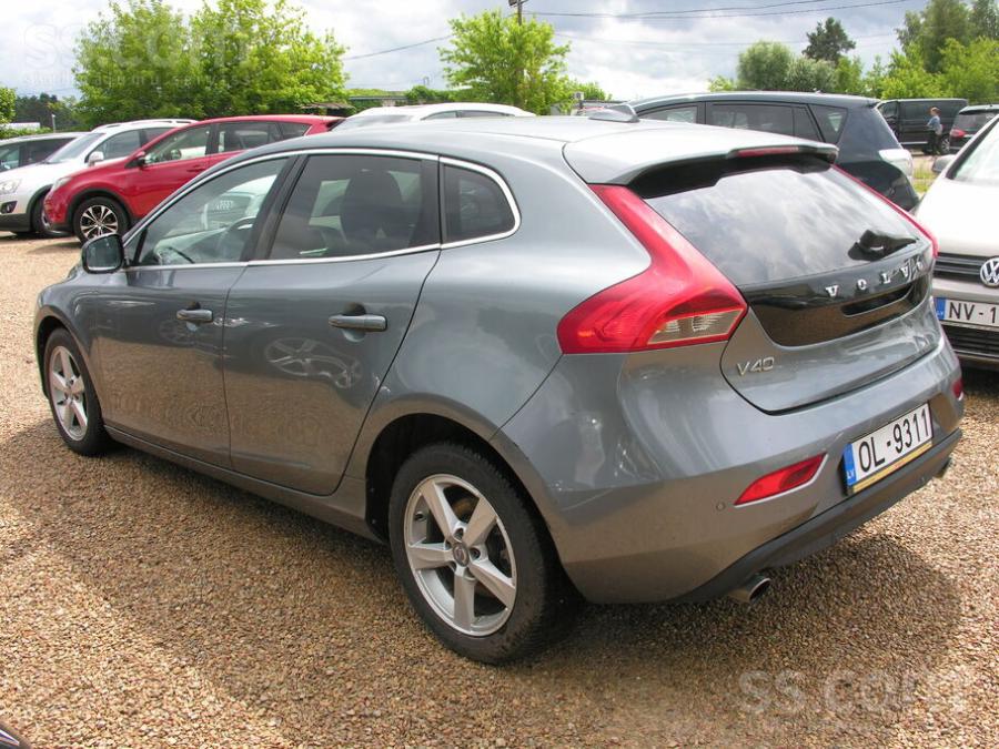 Grey Volvo V40 2014 in Riga, with an engine capacity of 2.00 L and mileage of 0 thousand km for 5950 €, photo 5 on AUTOMOTO.COM.LV