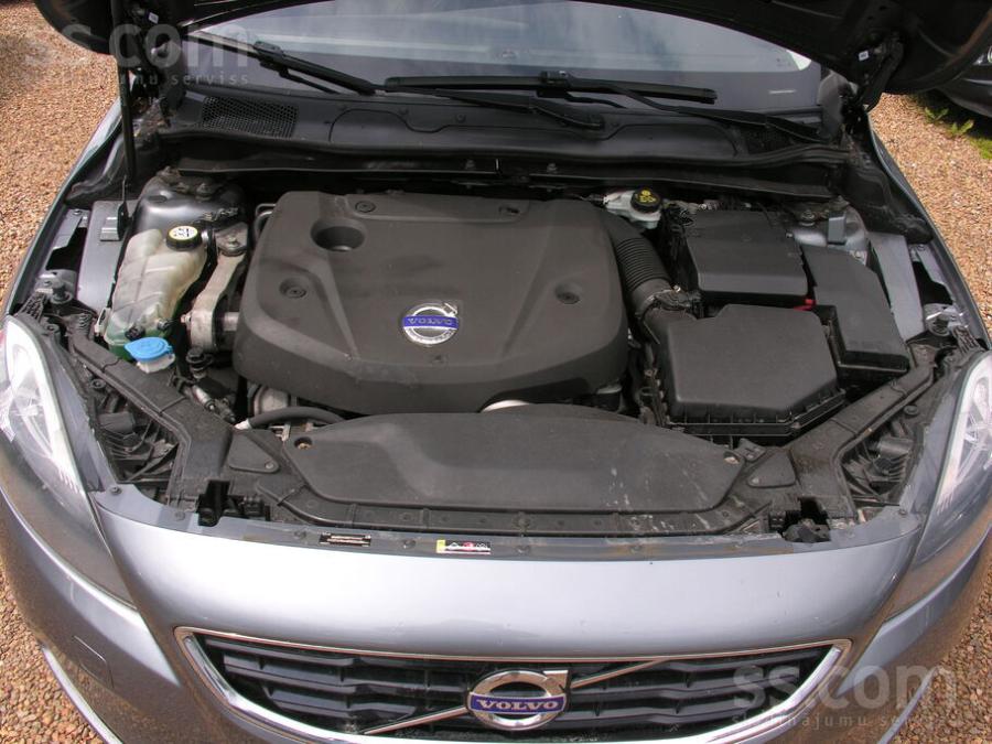 Grey Volvo V40 2014 in Riga, with an engine capacity of 2.00 L and mileage of 0 thousand km for 5950 €, photo 16 on AUTOMOTO.COM.LV