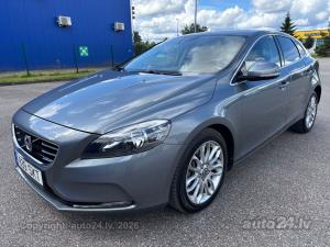 Grey Volvo V40 2014 in Paide, with an engine capacity of 2.00 L and mileage of 293 thousand km for 6790 €, photo  on AUTOMOTO.COM.LV