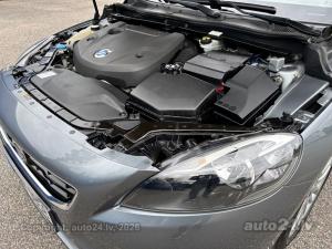 Grey Volvo V40 2014 in Paide, with an engine capacity of 2.00 L and mileage of 293 thousand km for 6790 €, photo 28 on AUTOMOTO.COM.LV