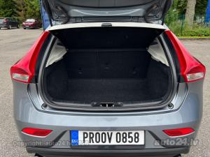 Grey Volvo V40 2014 in Paide, with an engine capacity of 2.00 L and mileage of 293 thousand km for 6790 €, photo 29 on AUTOMOTO.COM.LV