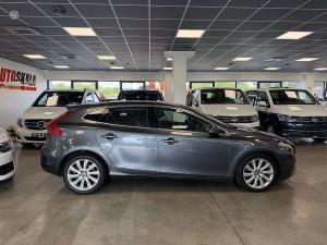 Pelēks Volvo V40 2014 Klaipėda, ar dzinēja tilpumu 1.98 L un nobraukumu 239 tūkst. km par 7500 €, foto 24 vietnē AUTOMOTO.COM.LV