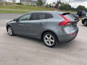 Pelēks Volvo V40 2014 Kauņa, ar dzinēja tilpumu 1.56 L un nobraukumu 246 tūkst. km par 5950 €, foto 8 vietnē AUTOMOTO.COM.LV