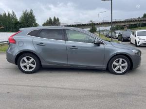 Pelēks Volvo V40 2014 Kauņa, ar dzinēja tilpumu 1.56 L un nobraukumu 246 tūkst. km par 5950 €, foto 12 vietnē AUTOMOTO.COM.LV