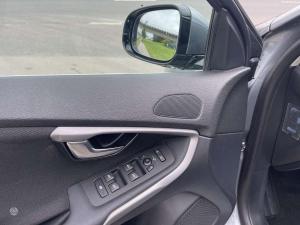 Pelēks Volvo V40 2014 Kauņa, ar dzinēja tilpumu 1.56 L un nobraukumu 246 tūkst. km par 5950 €, foto 16 vietnē AUTOMOTO.COM.LV