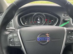 Pelēks Volvo V40 2014 Kauņa, ar dzinēja tilpumu 1.56 L un nobraukumu 246 tūkst. km par 5950 €, foto 19 vietnē AUTOMOTO.COM.LV
