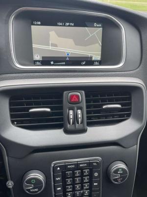 Pelēks Volvo V40 2014 Kauņa, ar dzinēja tilpumu 1.56 L un nobraukumu 246 tūkst. km par 5950 €, foto 22 vietnē AUTOMOTO.COM.LV