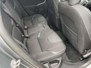 Pelēks Volvo V40 2014 Kauņa, ar dzinēja tilpumu 1.56 L un nobraukumu 246 tūkst. km par 5950 €, foto 26 vietnē AUTOMOTO.COM.LV