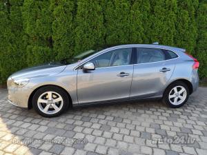 Pelēks Volvo V40 2014 Paide, ar dzinēja tilpumu 1.60 L un nobraukumu 279 tūkst. km par 6990 €, foto 4 vietnē AUTOMOTO.COM.LV