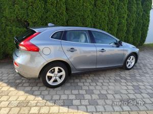 Pelēks Volvo V40 2014 Paide, ar dzinēja tilpumu 1.60 L un nobraukumu 279 tūkst. km par 6990 €, foto 8 vietnē AUTOMOTO.COM.LV